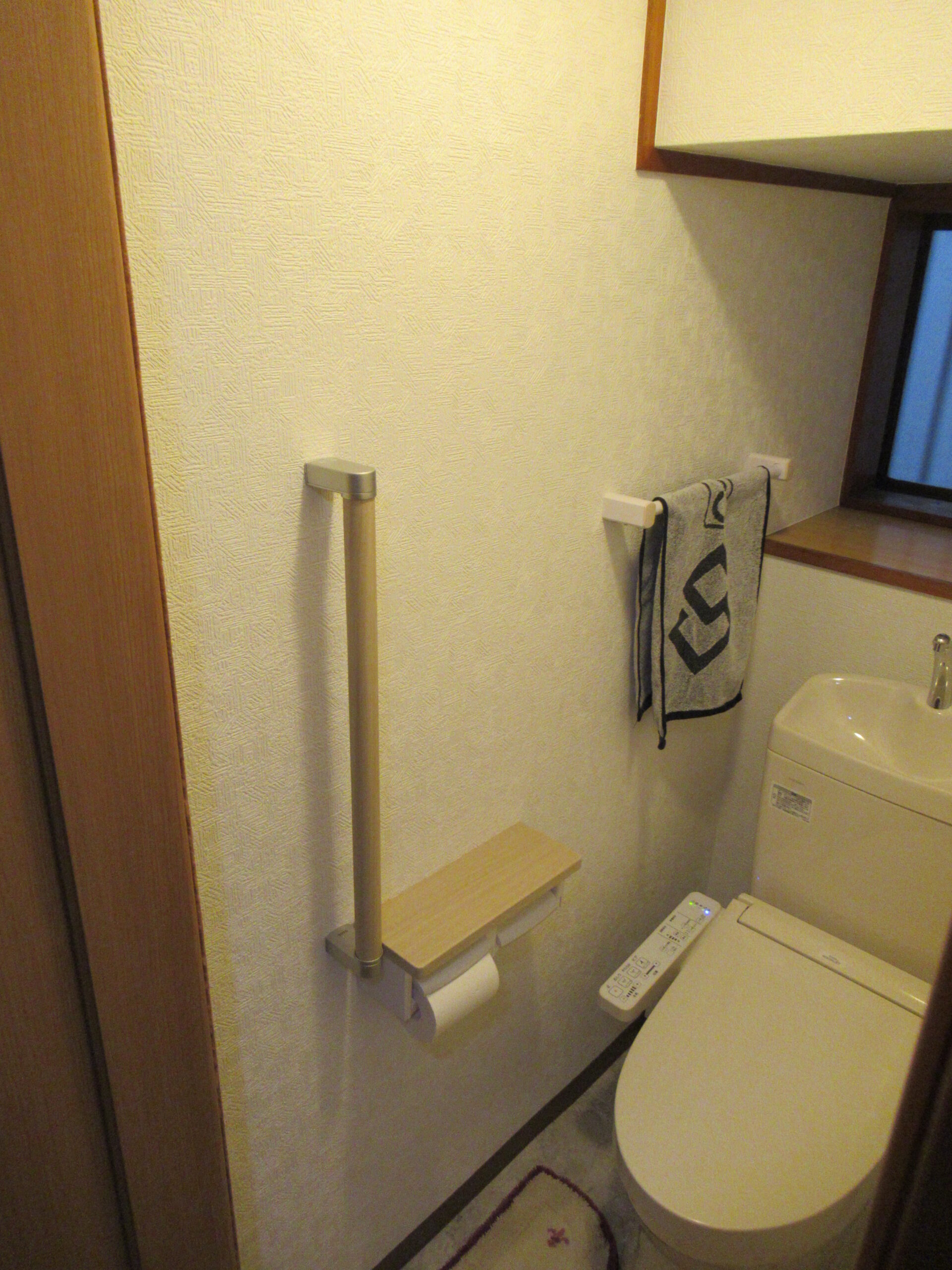 段差20㎝！？ 安全なトイレ空間づくり | YELLHOUSE