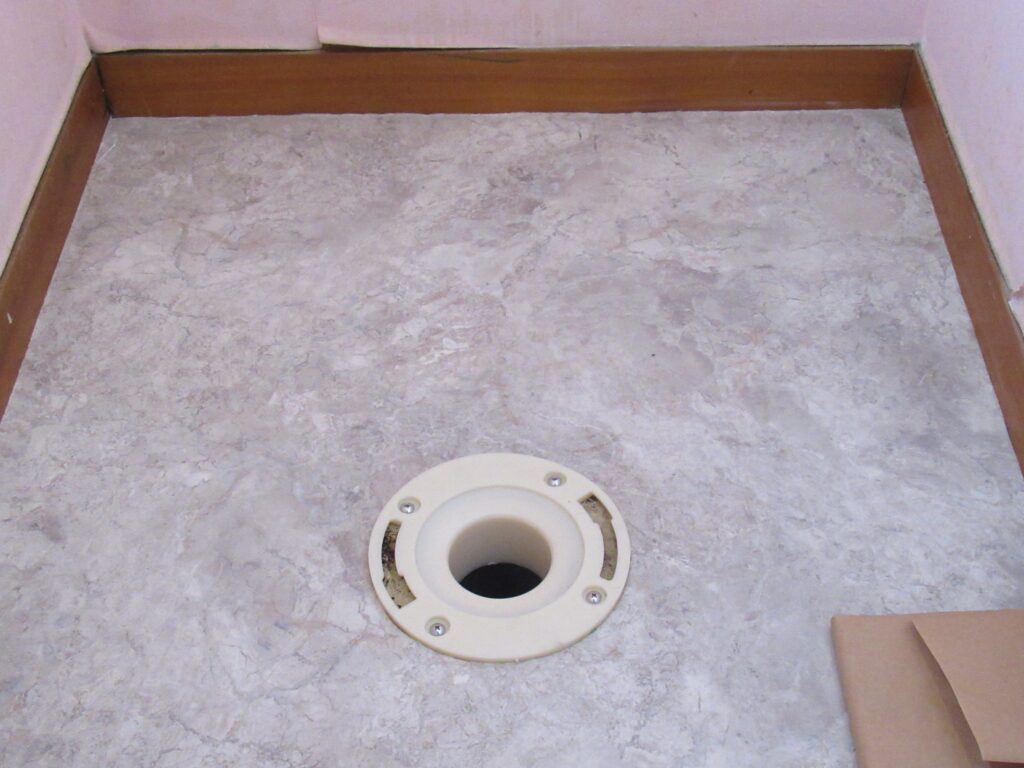 段差20㎝！？ 安全なトイレ空間づくり | YELLHOUSE