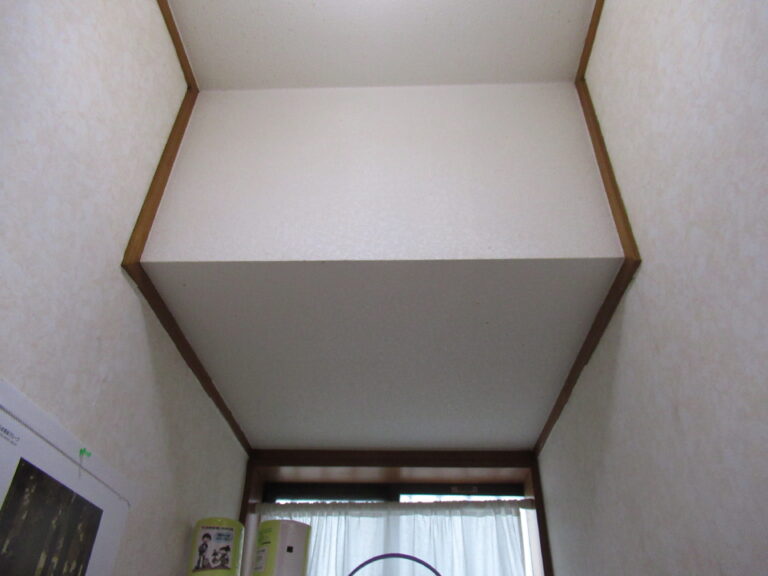 段差20㎝！？ 安全なトイレ空間づくり | YELLHOUSE