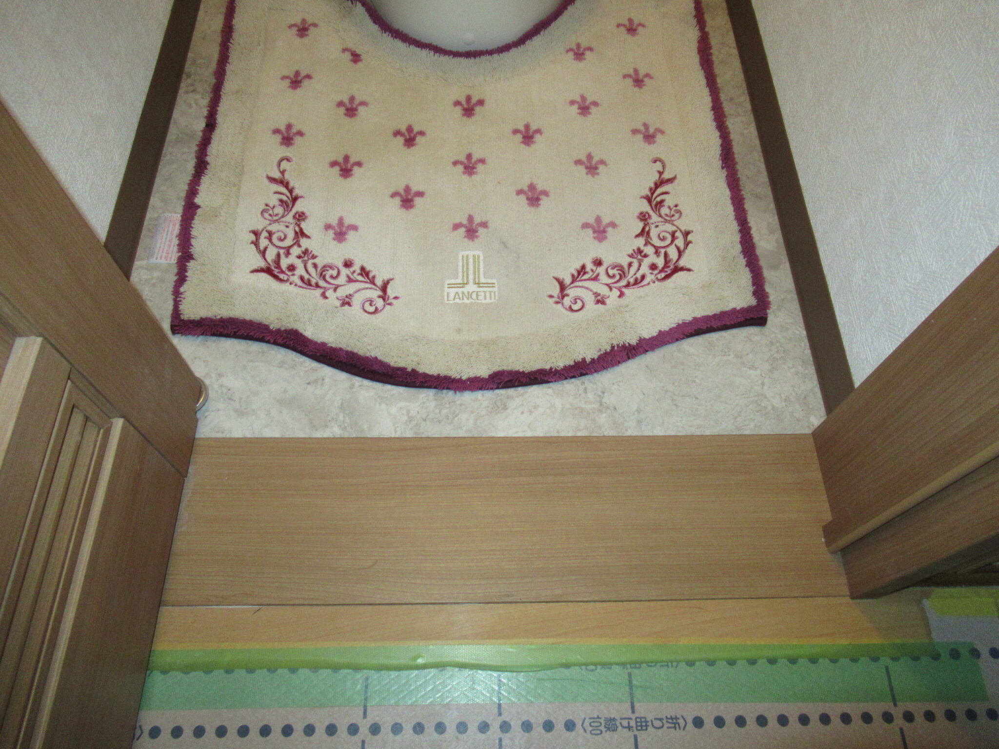 段差20㎝！？ 安全なトイレ空間づくり | YELLHOUSE